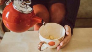 The 7 Best Teas for People With Diabetes | Dr Farrah MD