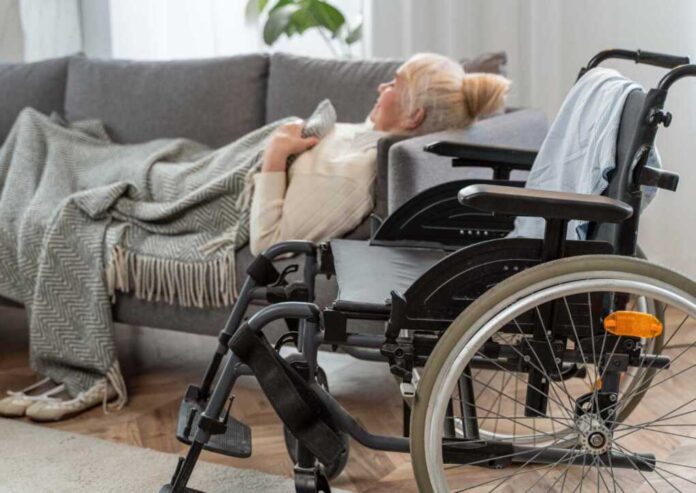 Multiple Sclerosis (MS): Early Signs and Common Symptoms | Dr Farrah MD