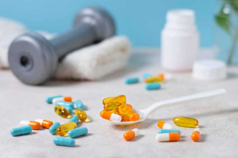 Which Supplements Are Worth Taking? Experts Break Down What to Try or ...
